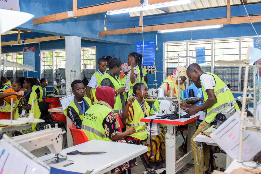 IDH 2024 Annual Report: Better Jobs